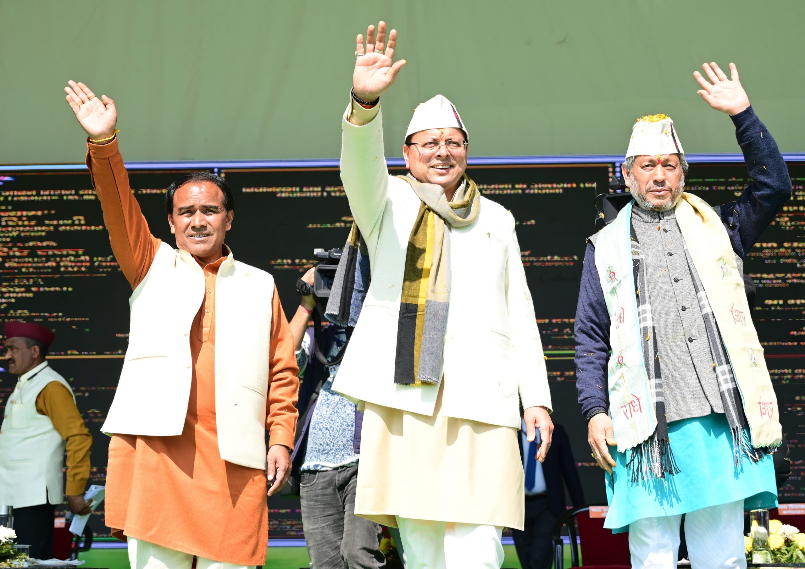 CM inaugurates, lays foundation stones, for works worth Rs 400 crores ...